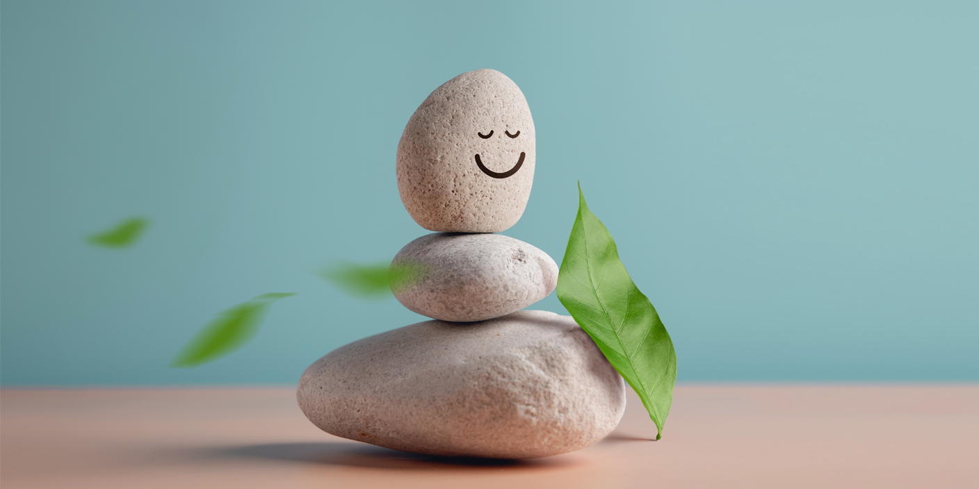 7 simple tips to embrace minimalism and live with less